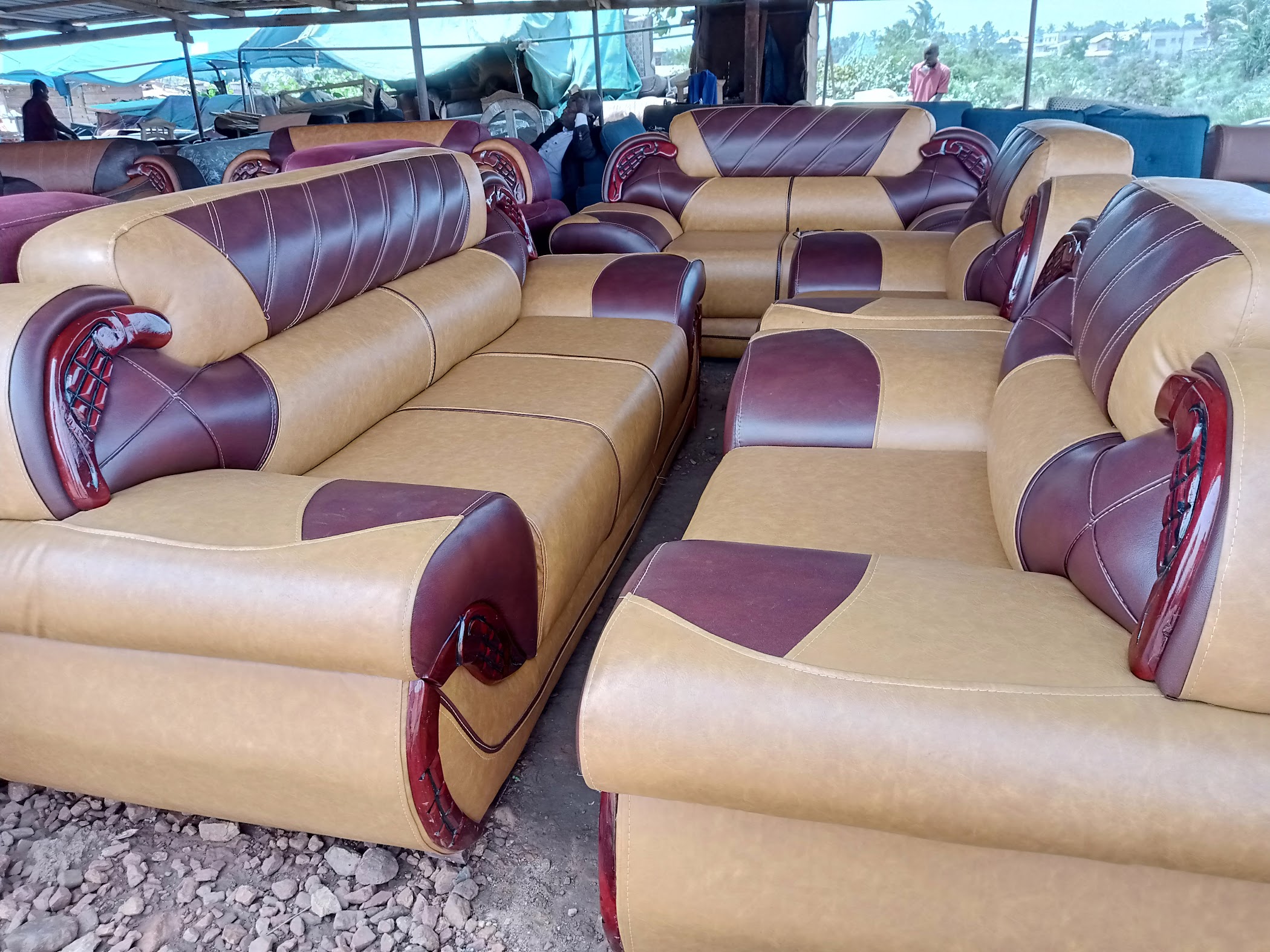 Apocalupsis-Furnitures-Accra-Ghana-BlocksBricks-TortoisePathcom-5 ...