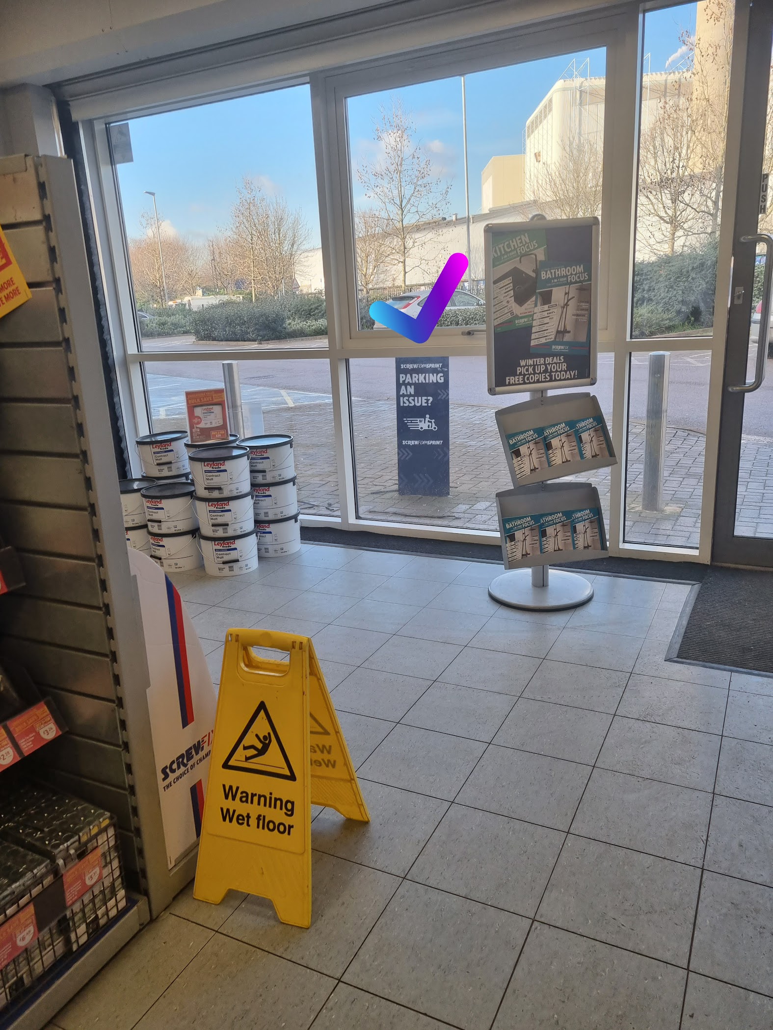 Screwfix | Bermondsey | Surrey Canal Road | UK 🇬🇧 – TortoisePath ...