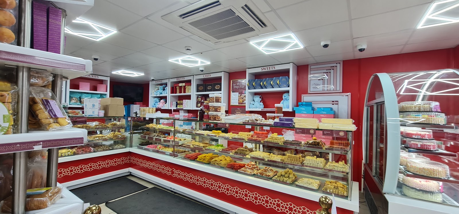Nafees Bakers & Sweets Stoke on Trent | UK – TortoisePath | Celebrations 🎉