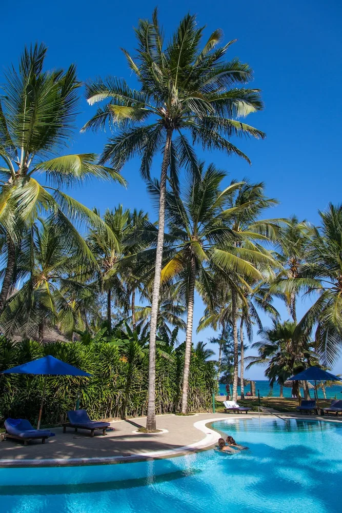 Turtle Bay Beach Resort Watamu – TortoisePath | Kenya 🇰🇪