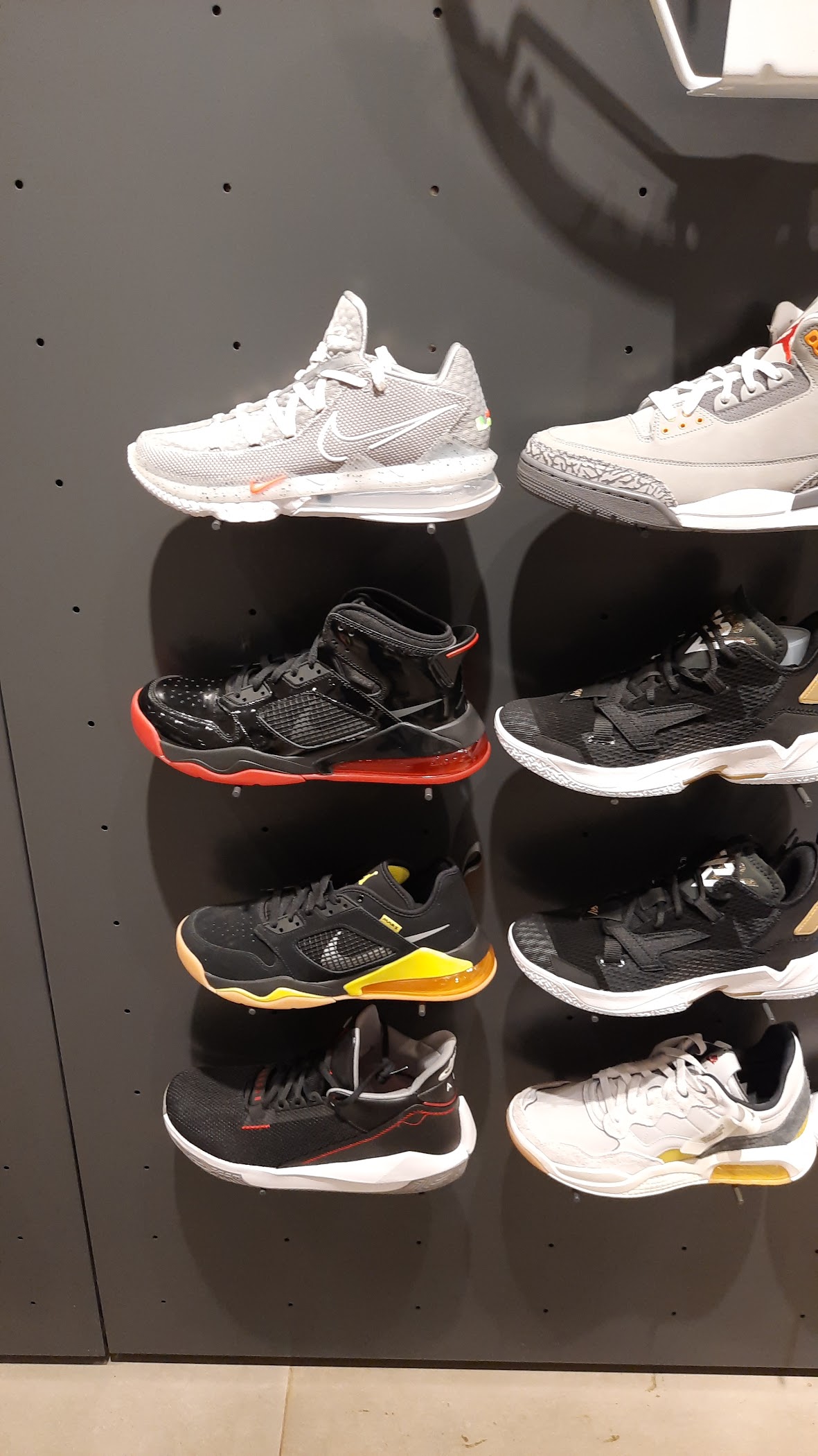Nike Store | Westgate Shopping Mall – TortoisePath | Kenya 🇰🇪