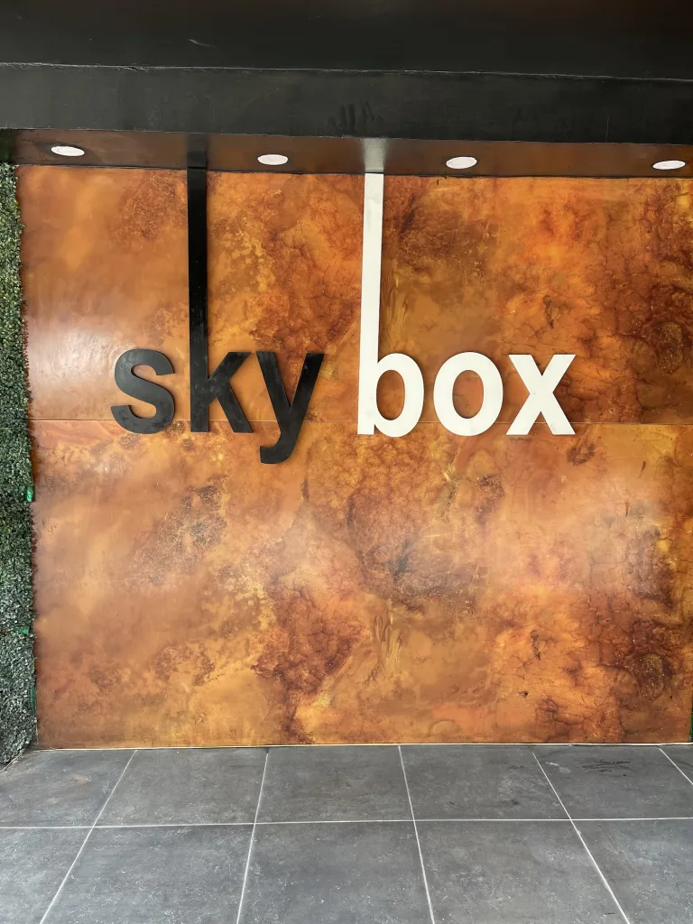 Skybox Restaurant & Bar – TortoisePath | Nigeria 🇳🇬