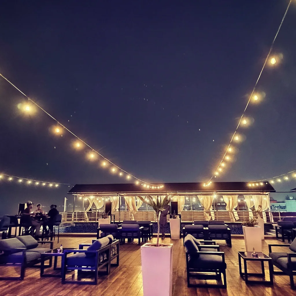 Bayroot Bar and Lounge – TortoisePath | Nigeria 🇳🇬