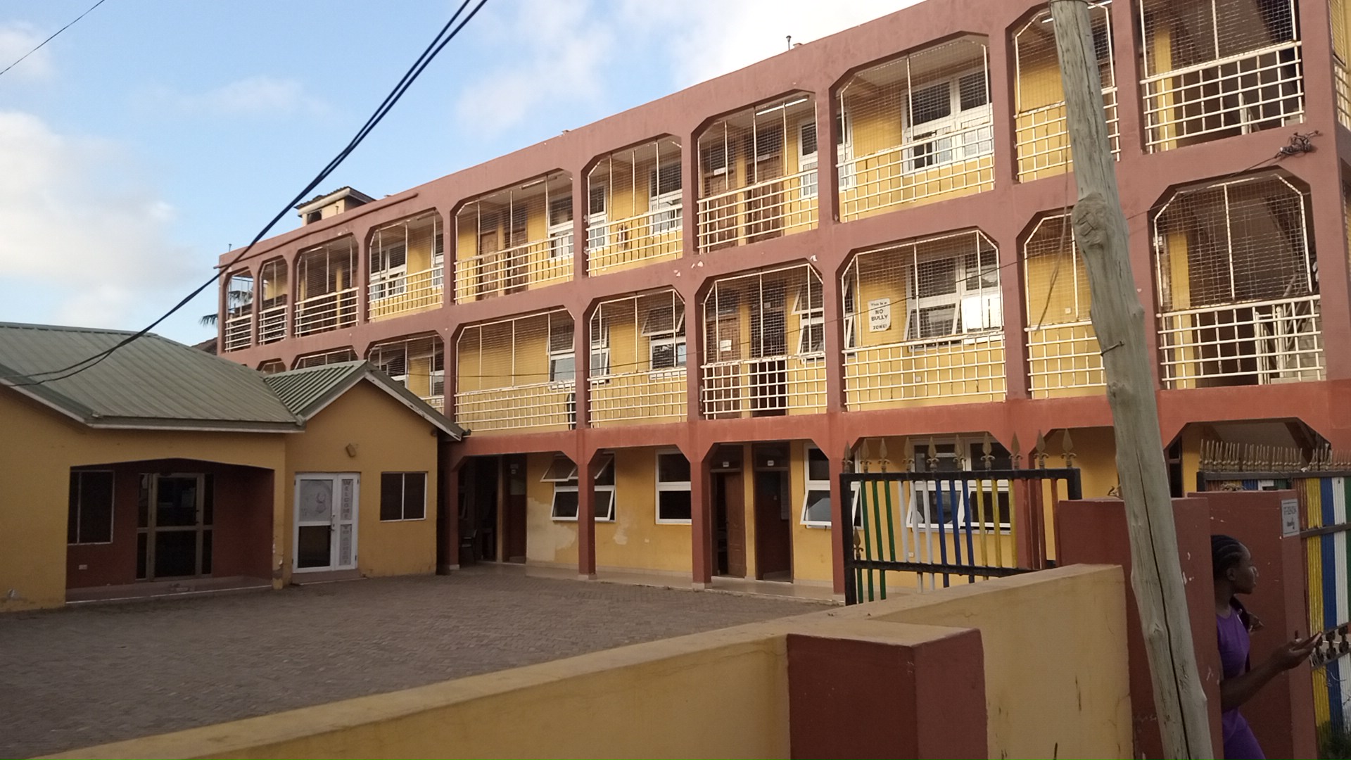 Ideal College | Spintex Road | Ghana 🇬🇭 – TortoisePath | SchoolFinder 🎓