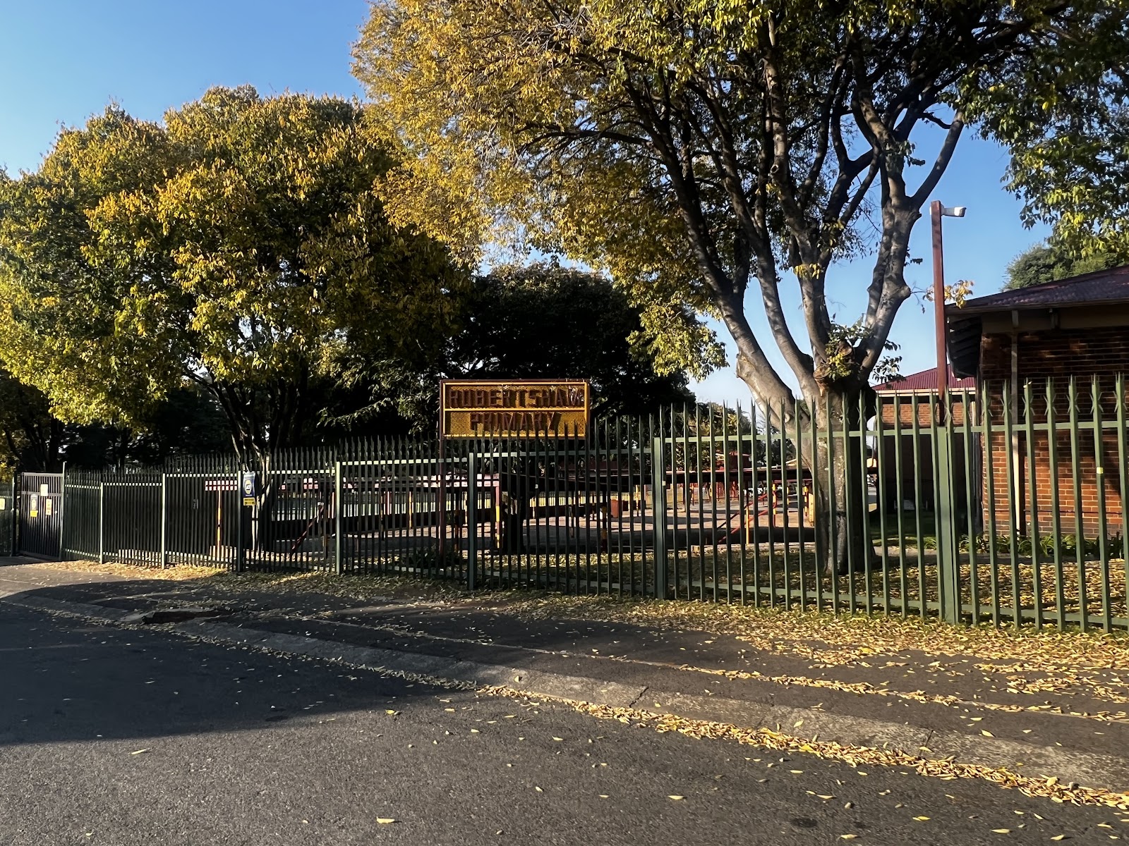 Robertsham Primary School | South Africa 🇿🇦 – TortoisePath | SchoolFinder 🎓