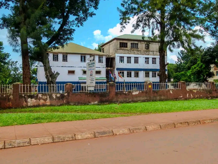 Jinja modern secondary school | Uganda 🇺🇬 – TortoisePath | SchoolFinder 🎓