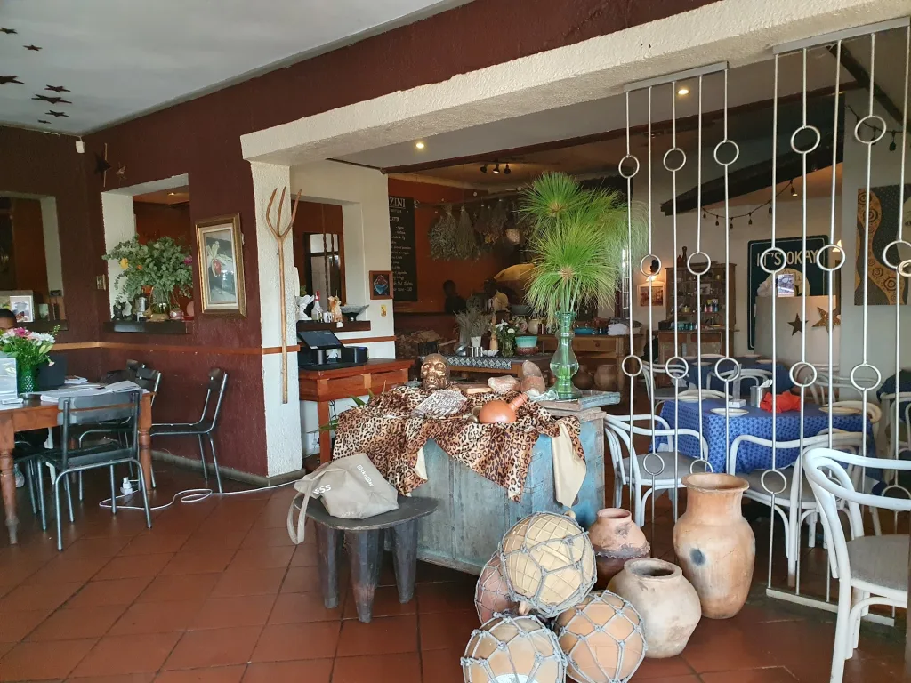 Emzini Restaurant – TortoisePath | Southafrica 🇿🇦