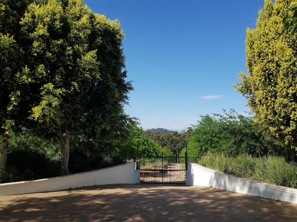Mitre’s Edge Wine Estate – Best Boutique Wine Farm Stellenbosch ...