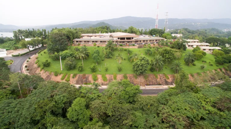The Peninsula Resort – TortoisePath