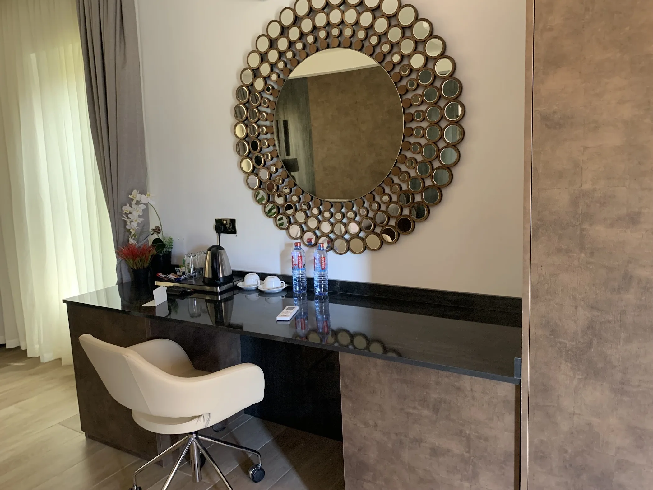 The Peninsula Resort – TortoisePath