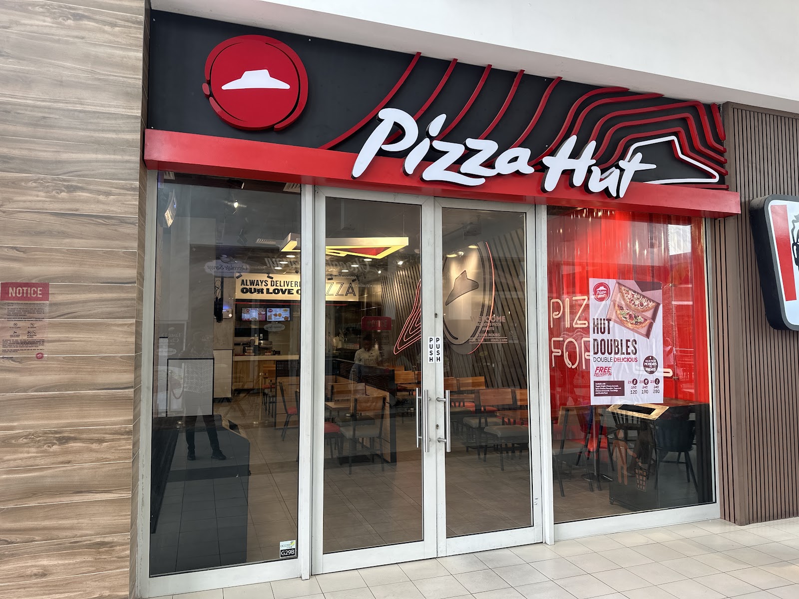 Pizza Hut – Accra Mall – TortoisePath