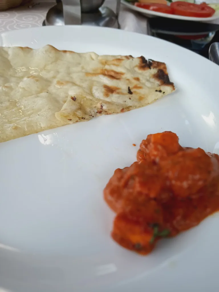 Kati Kati Restaurant – TortoisePath | Uganda 🇺🇬