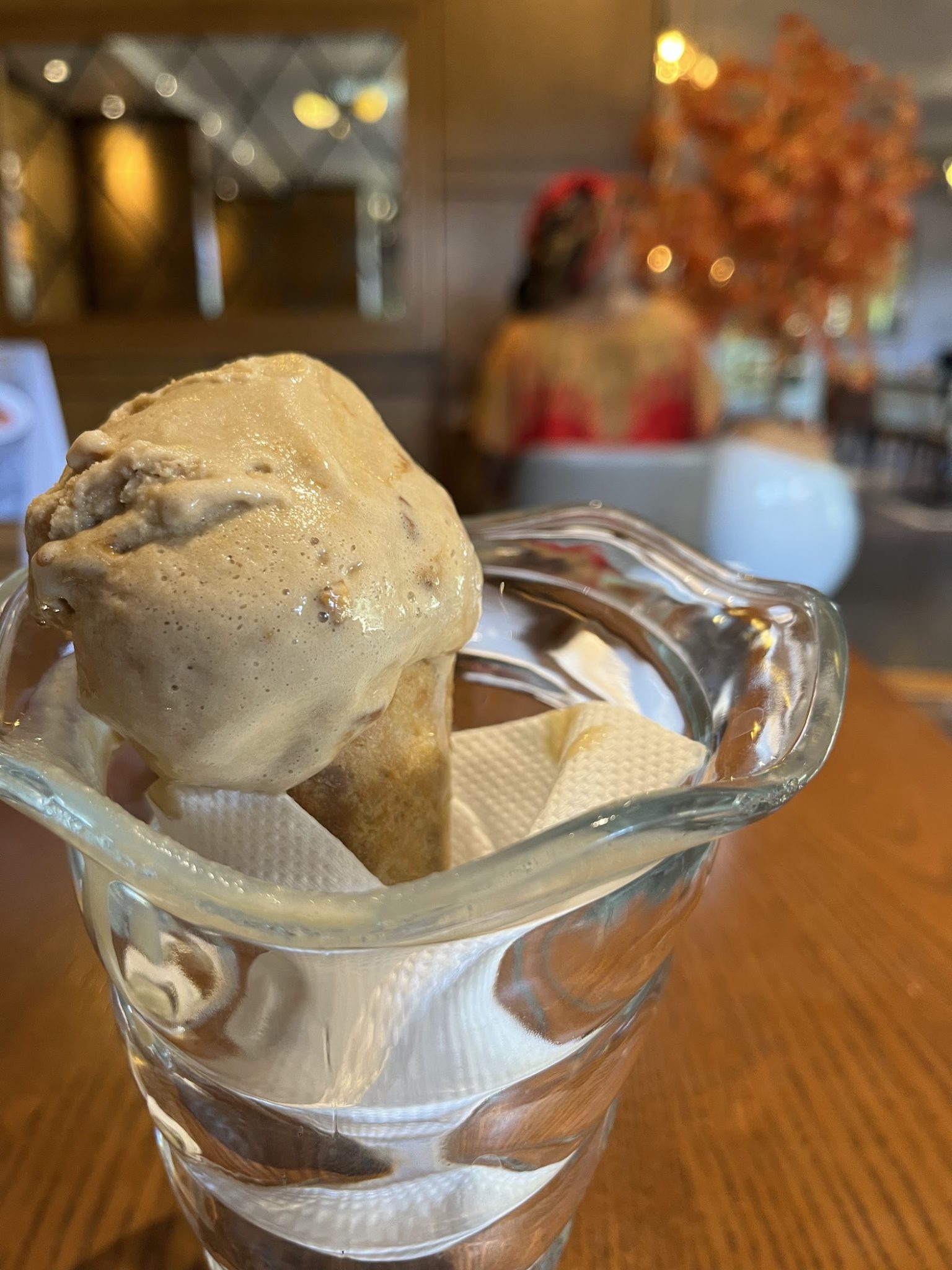 Caramel Café & Lounge – Acacia – TortoisePath | Uganda 🇺🇬